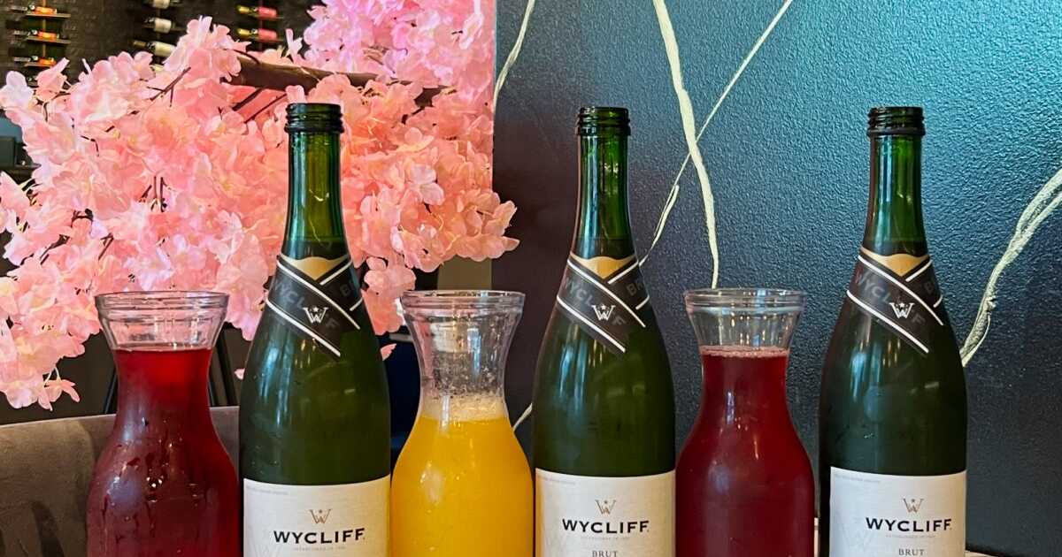 Astoria's Kitchen Brunch Review by Bottomless Bros DC