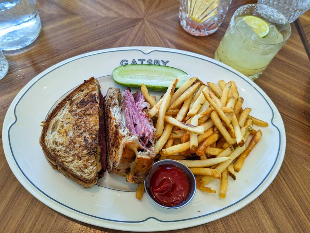 Gatsby Brunch Review by Bottomless Bros DC